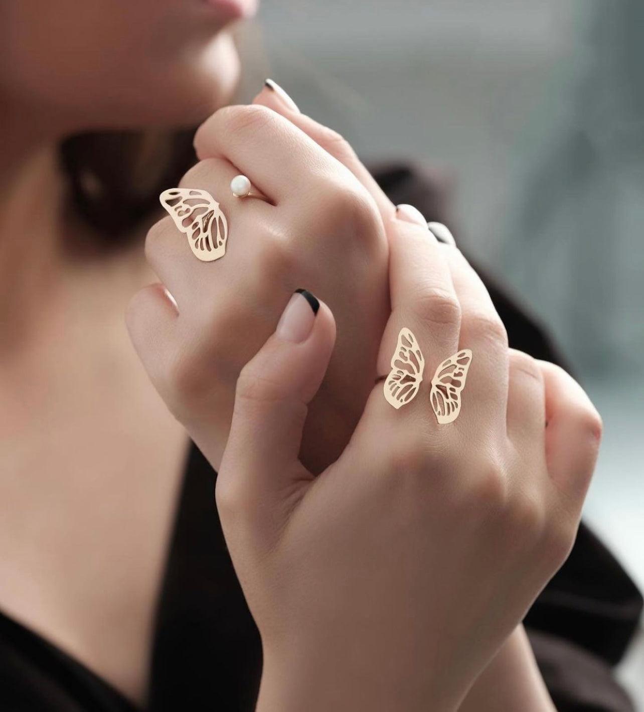 18K Gold butterfly Ring – navidjewellery